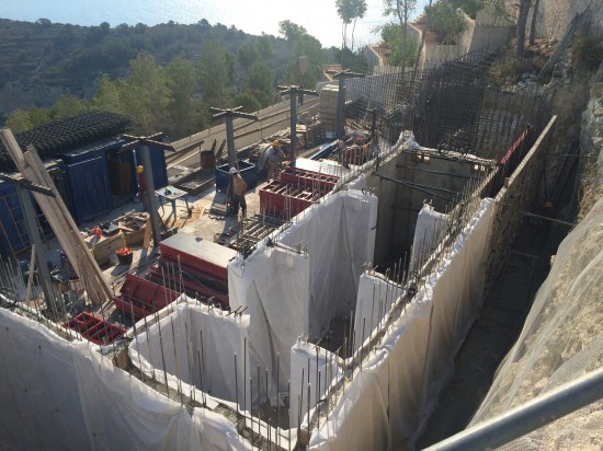 Building on a cliff | Singular Studio